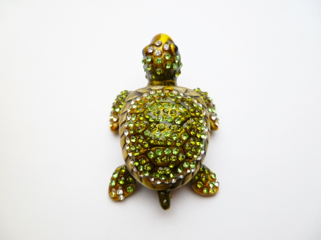 2.5" Crystal Turtle Jewelry Box